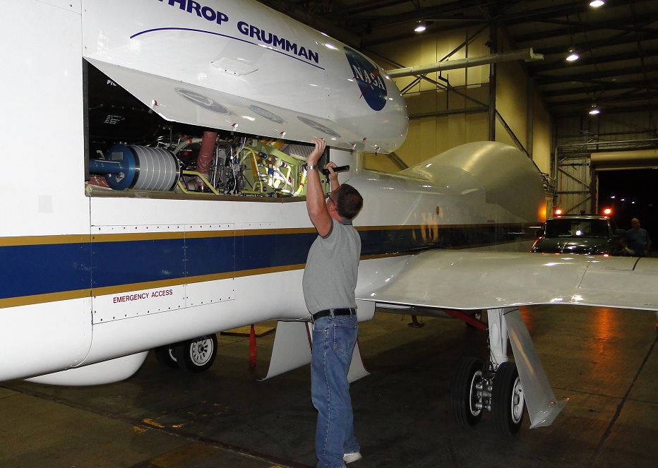 Pilot Preflight Check Nasa Airborne Science Program